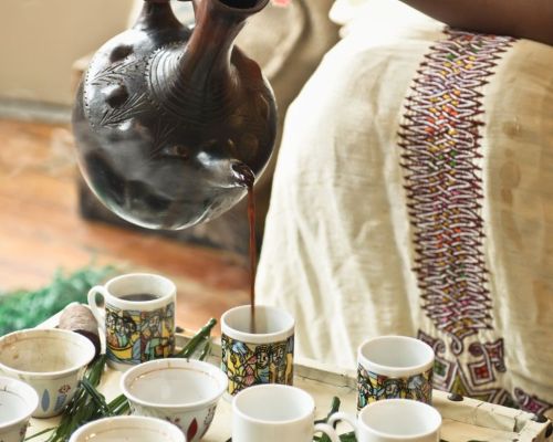 Cocoa Ceremony - LUNABRIO